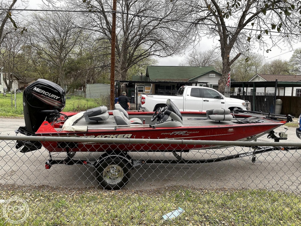 2004 Bass Tracker 175 Specs